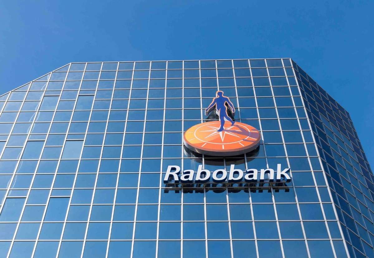 Case video: how Rabobank manages compliance awareness - Drillster